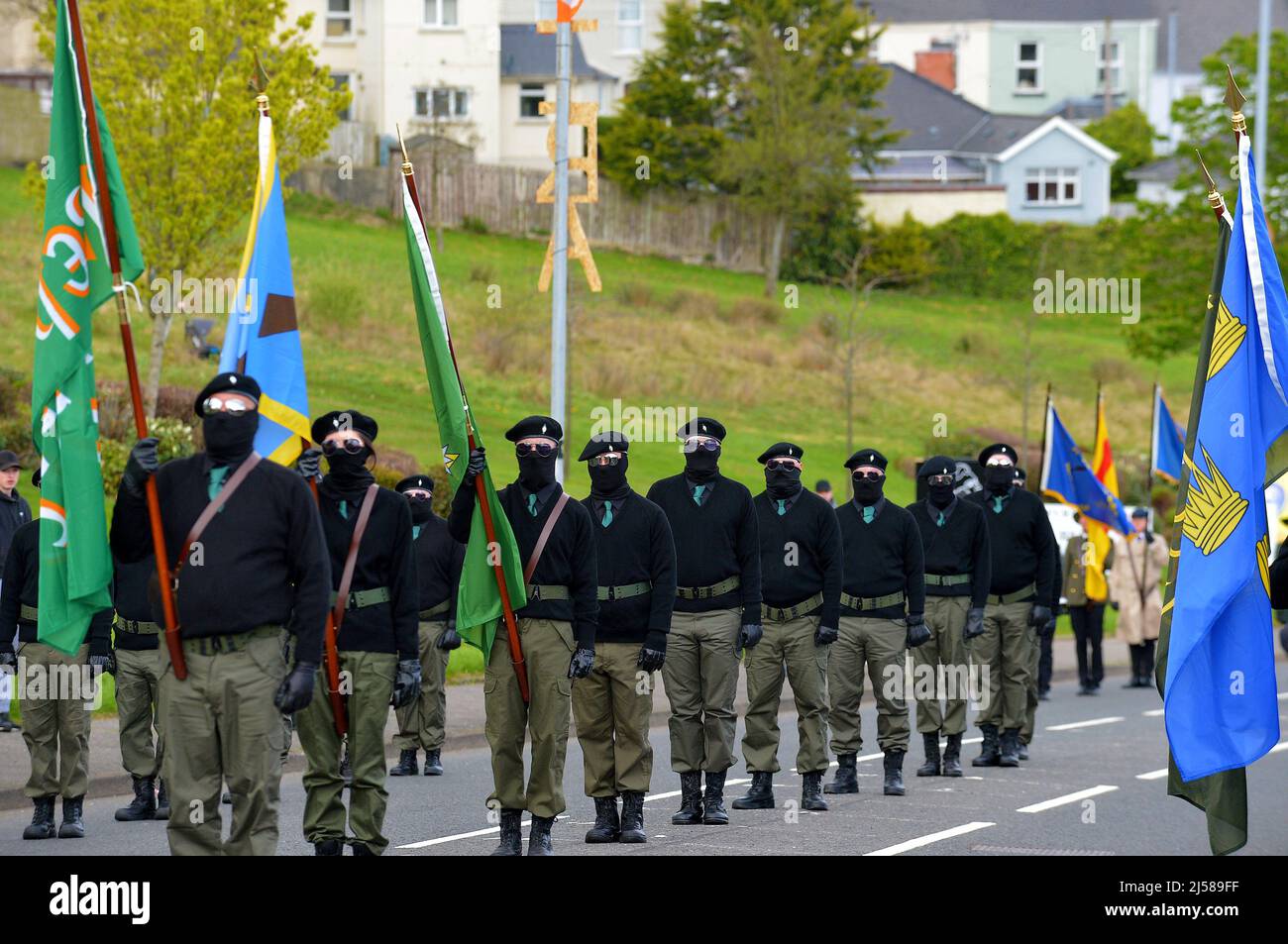 Paramilitary uniform hi-res stock photography and images - Alamy