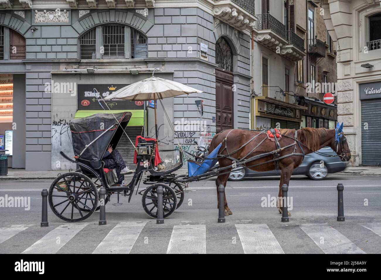 Drawn via hi-res stock photography and images - Alamy