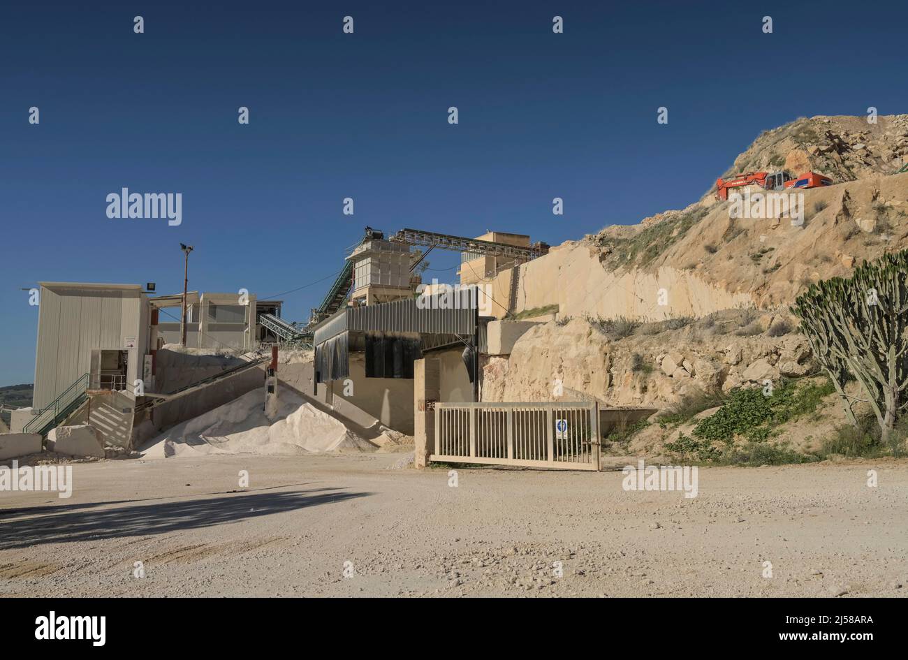 Quarry sicily italy hi-res stock photography and images - Alamy