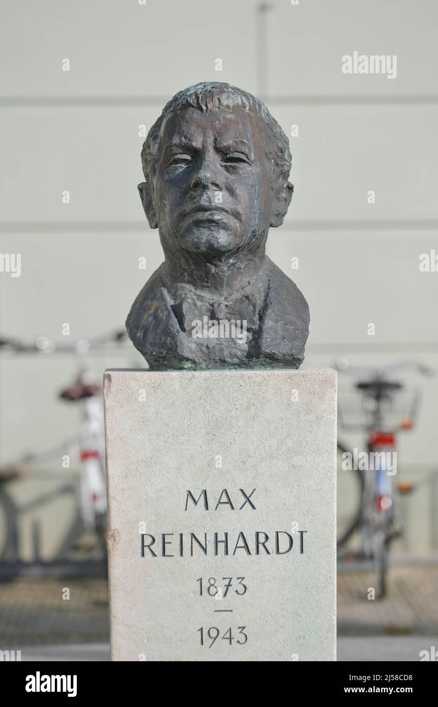 Monument Max Reinhardt, Deutsches Theater, Schumannstrasse, Mitte ...