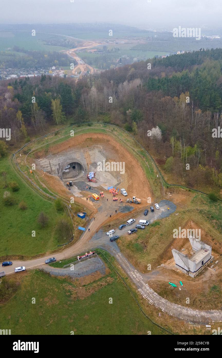 Kohlberg Germany Kohlberg And Co Latest To Launch Inaugural $1bn+