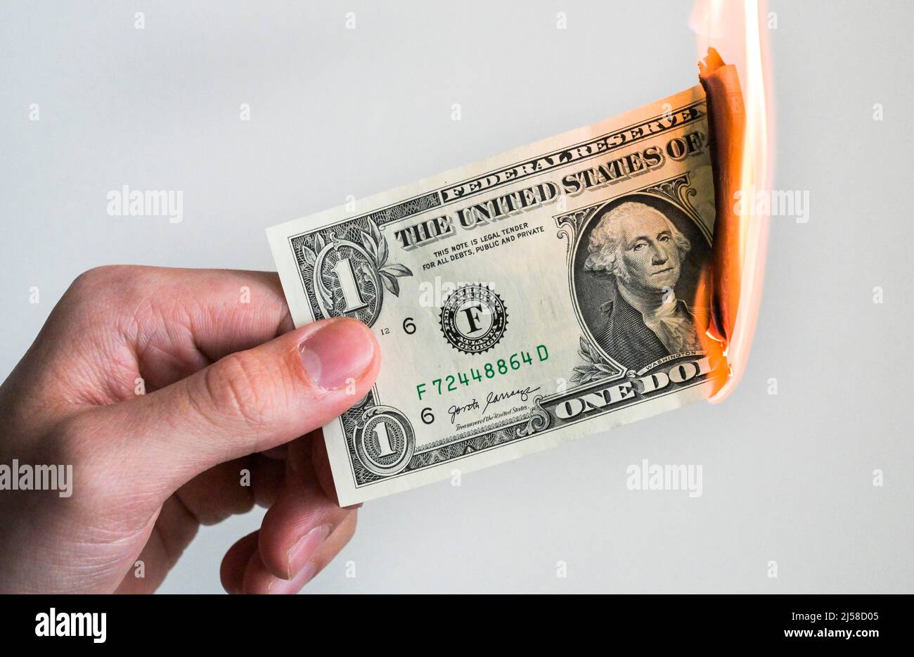 US dollar, burn, fire, banknote, banknote, studio shot Stock Photo - Alamy