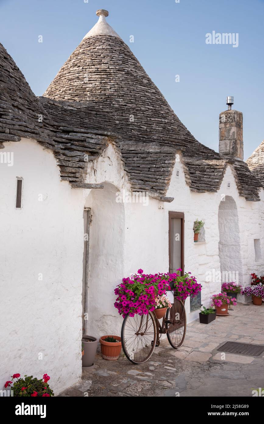 Alberobello town in Italy, famous for its traditional trullo houses ...
