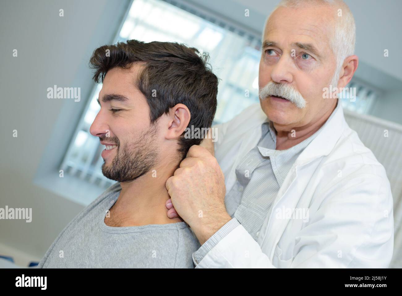 Physio and therapy hi-res stock photography and images - Alamy