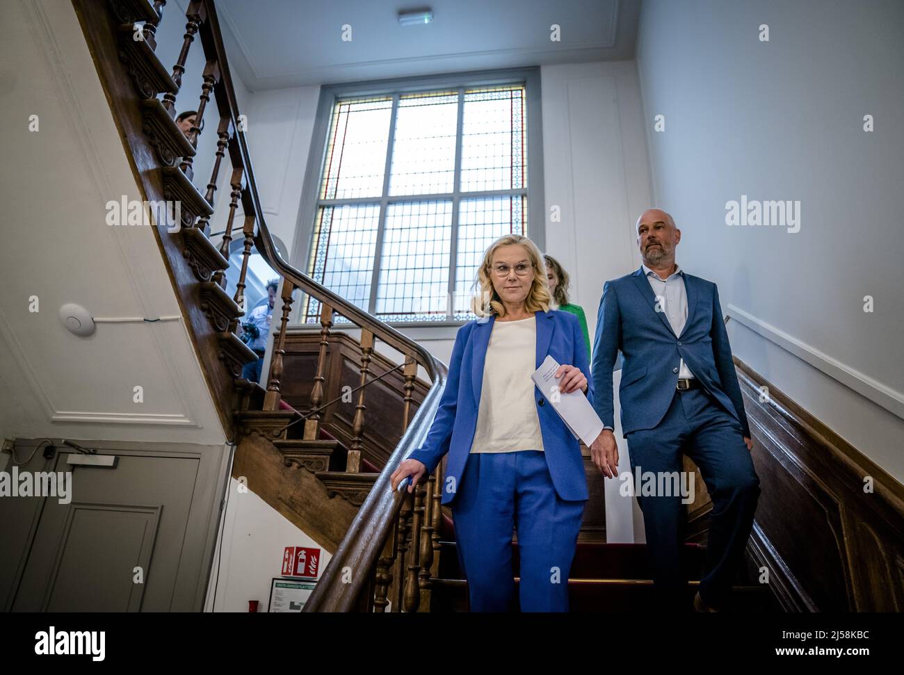 2022-04-21 13:45:29 THE HAGUE - D66 leader Sigrid Kaag and party ...