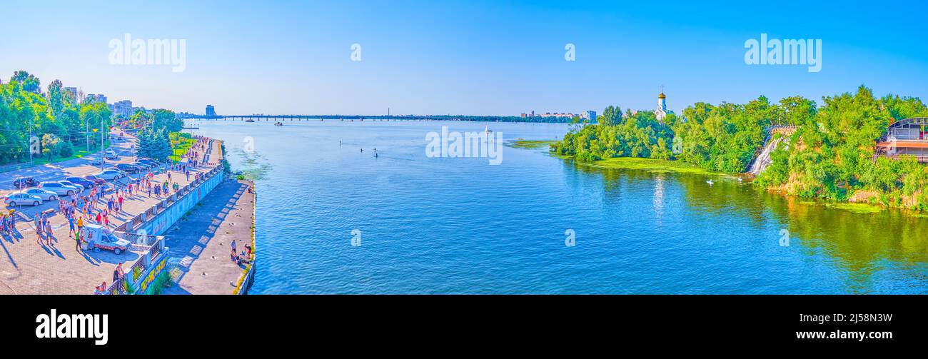 DNIPRO, UKRAINE - AUGUST 24, 2021: Dnieper River panorama with ...