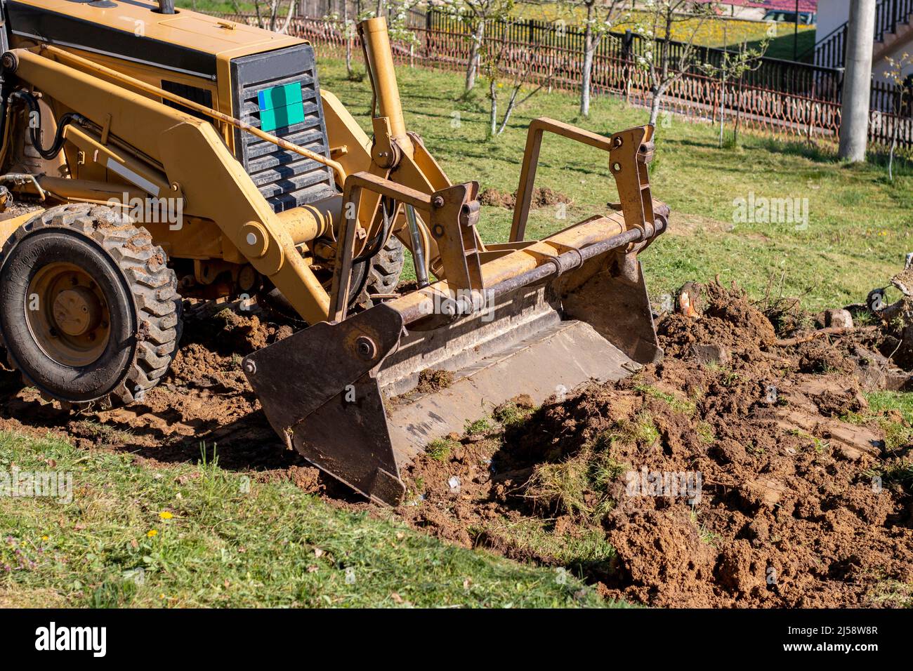 Leveling land hi-res stock photography and images - Alamy
