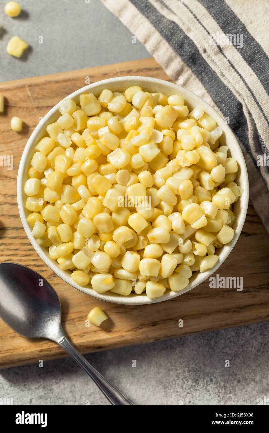 White sweetcorn hi-res stock photography and images - Alamy