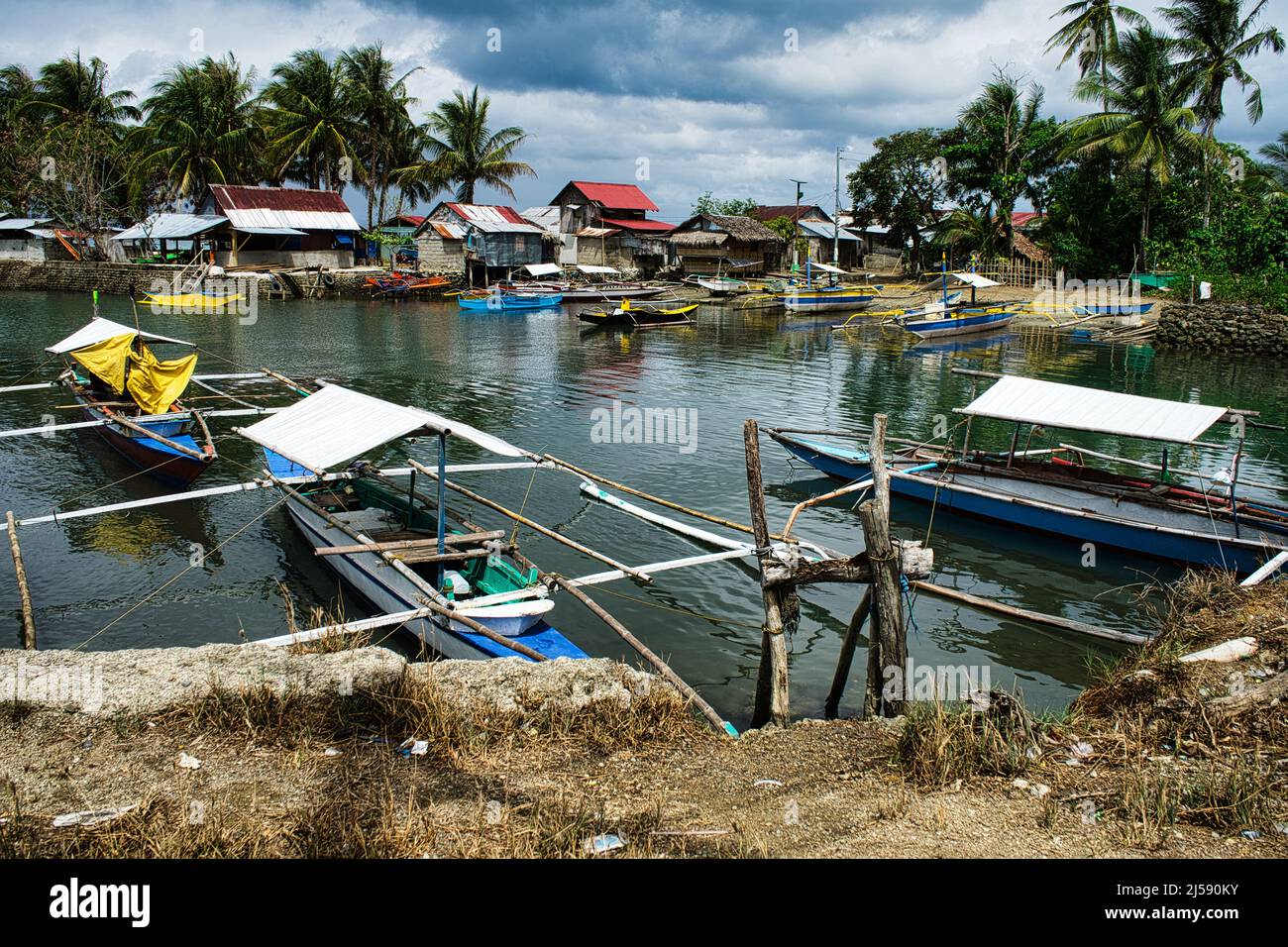 Alabat island hi-res stock photography and images - Alamy