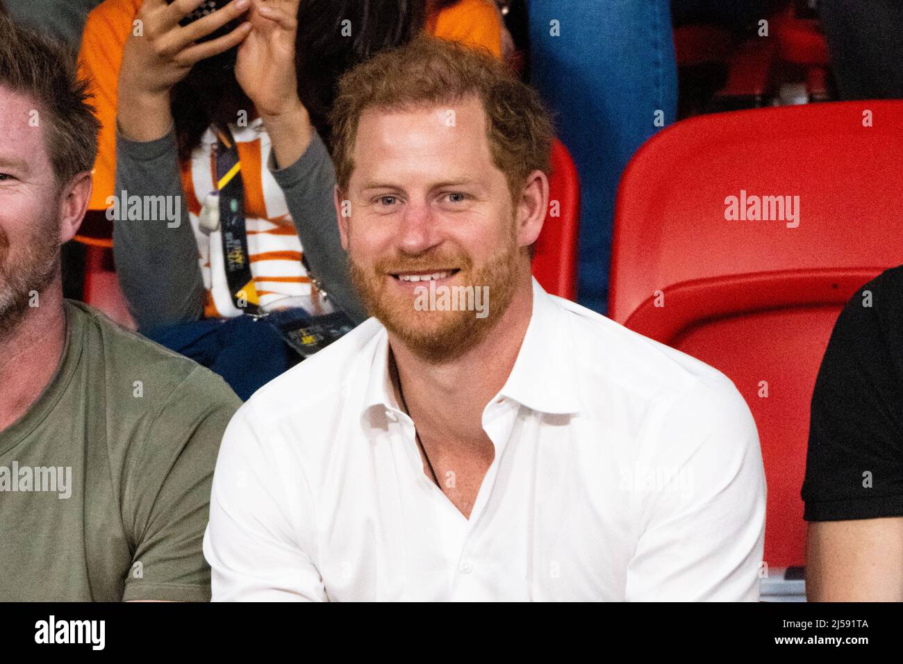 Prince Harry, Duke of Sussex visits Powerlifting during the 5th the ...