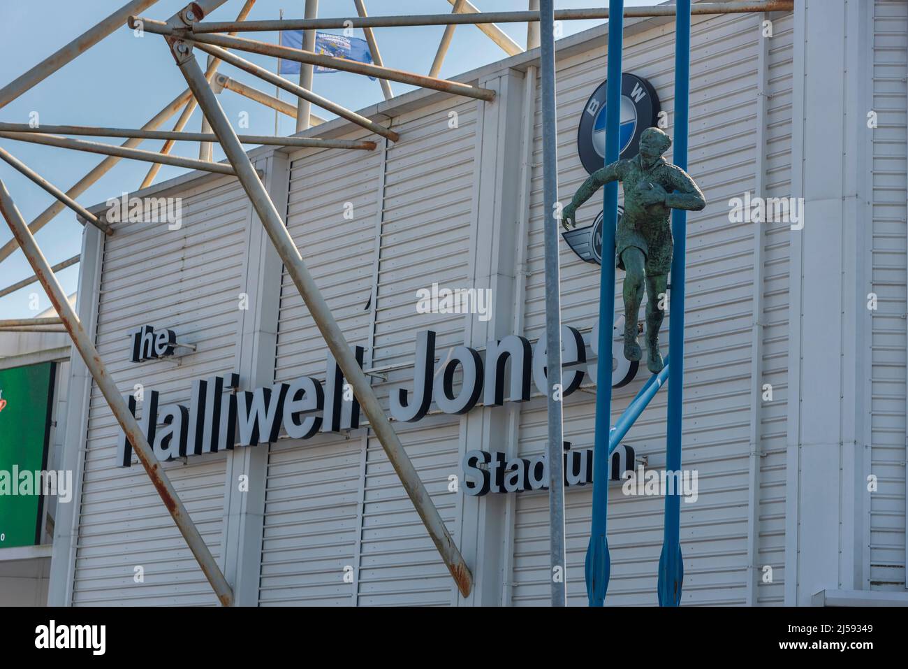 Warrington Wolves rugby league team stadium the Halliwell Jones stadium ...