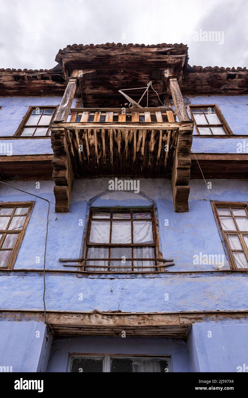 Ömerli and İnikli; It is 11 km from Iznik town center. In the distance ...