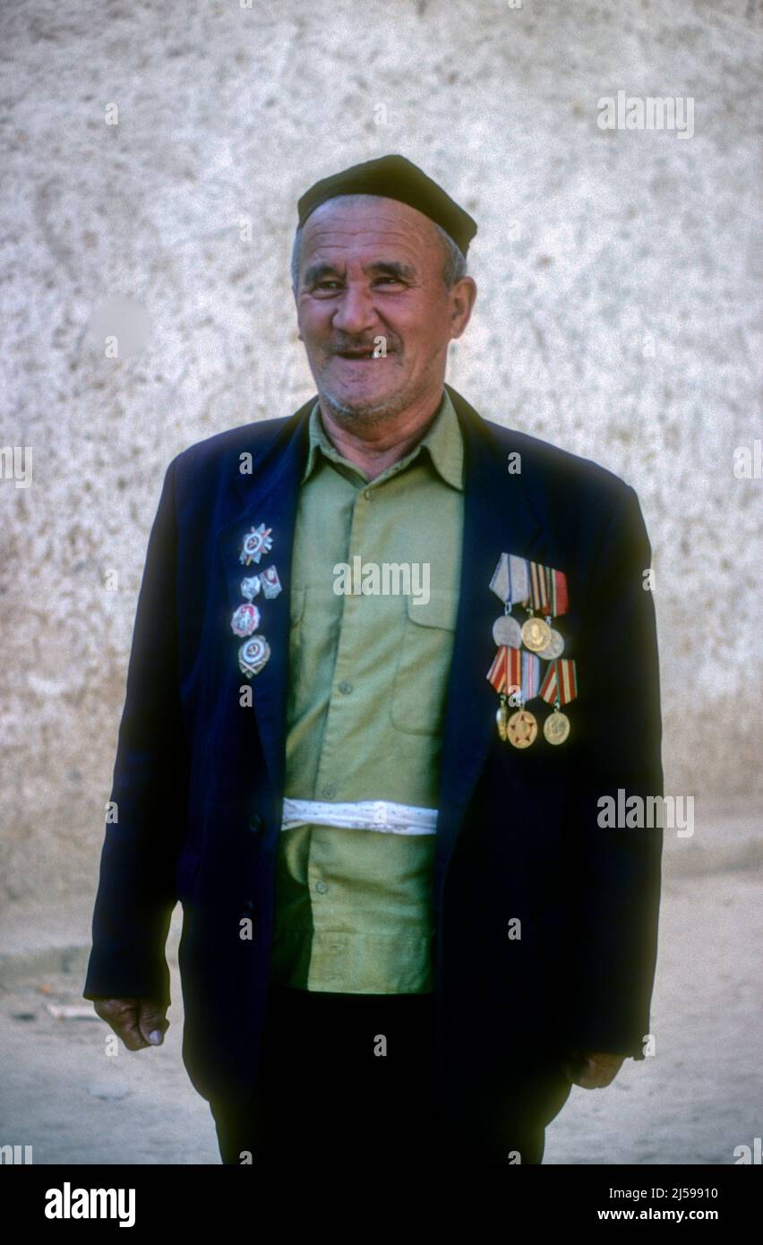 The former uzbek soviet socialist republic hi-res stock photography and ...