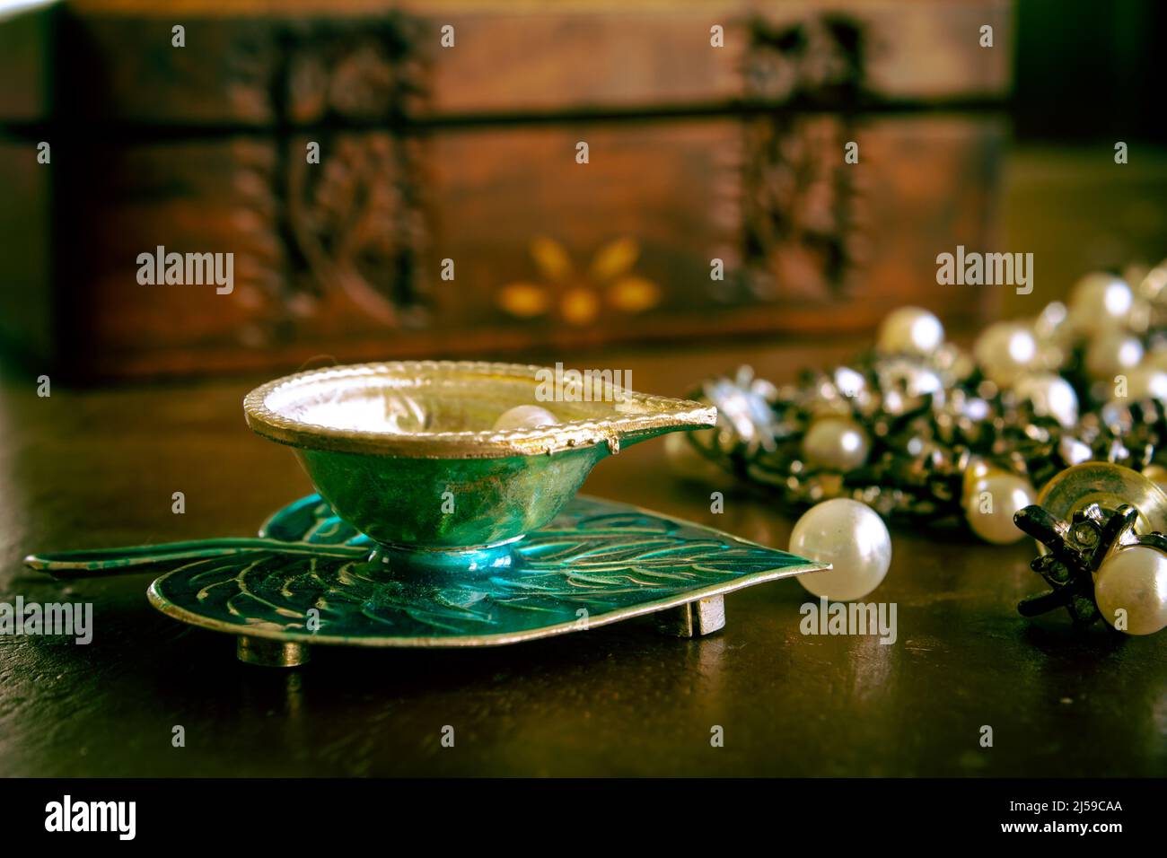Hindu prayers hi-res stock photography and images - Alamy
