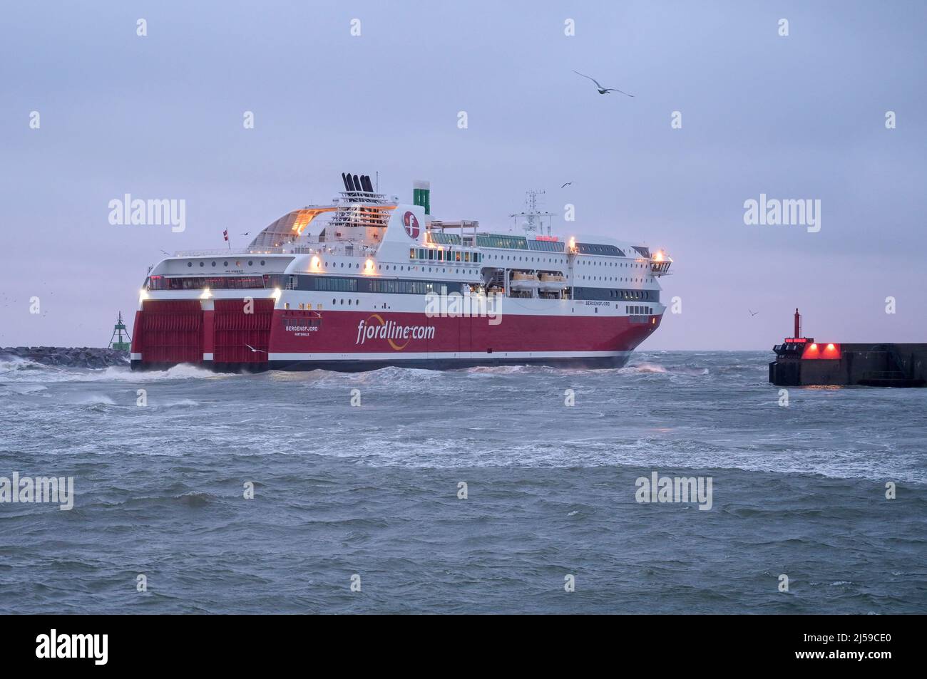 Antrieb mit lng flussiggas hi-res stock photography and images - Alamy