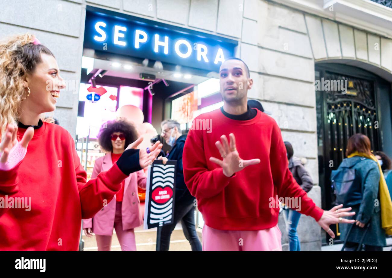 Sephora store entertainment dancing promotion in front of the shop in ...