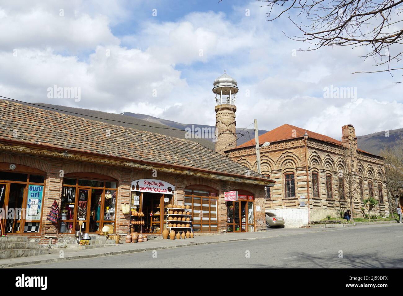 Lon 47 18741000 hi-res stock photography and images - Alamy