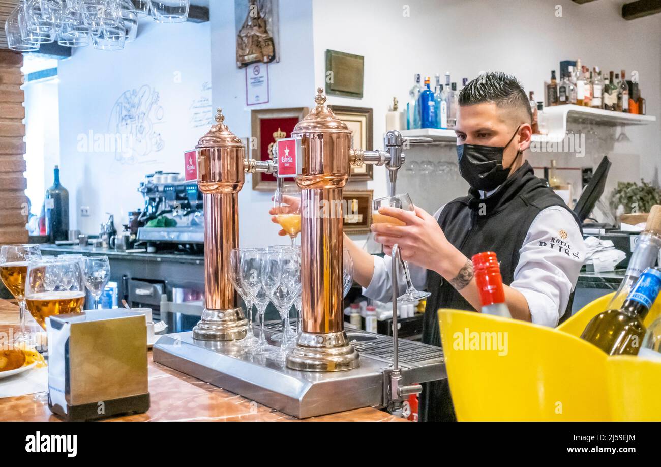 Estrella tap hi-res stock photography and images - Alamy