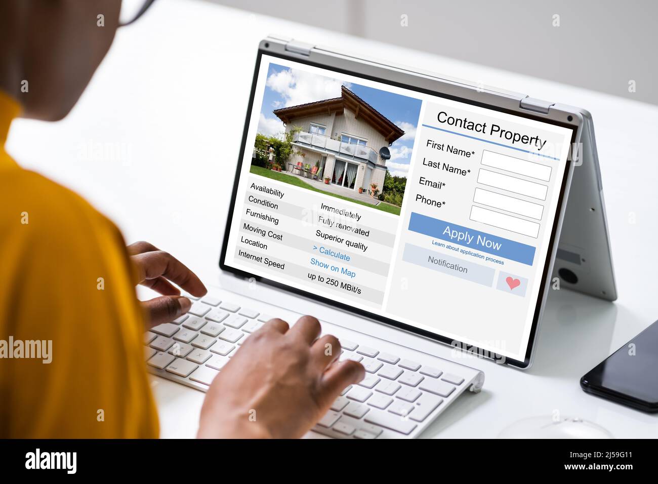 Real estate listing computer hi-res stock photography and images - Alamy
