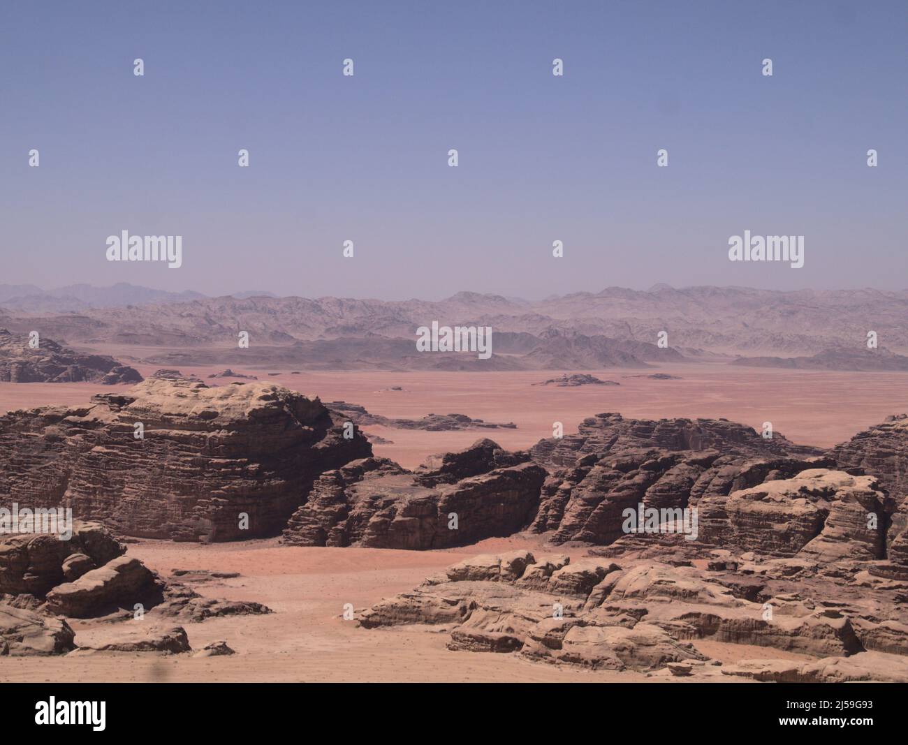 Saudi jordan border hi-res stock photography and images - Alamy