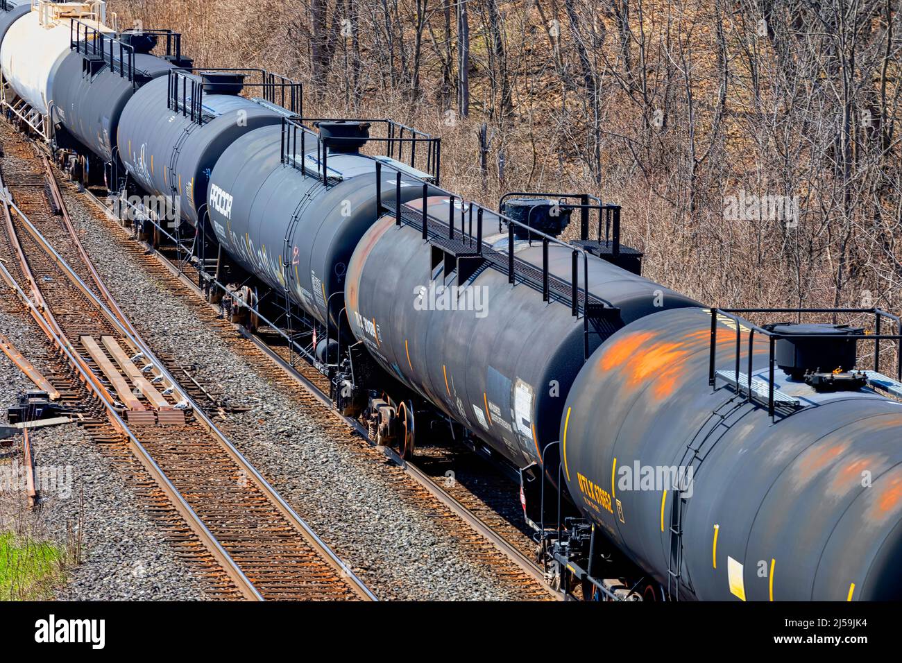 Rail rail tankers hi-res stock photography and images - Alamy
