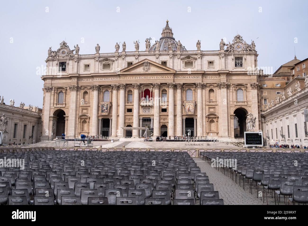 People in large numbers gather for the Easter Sunday service in St ...
