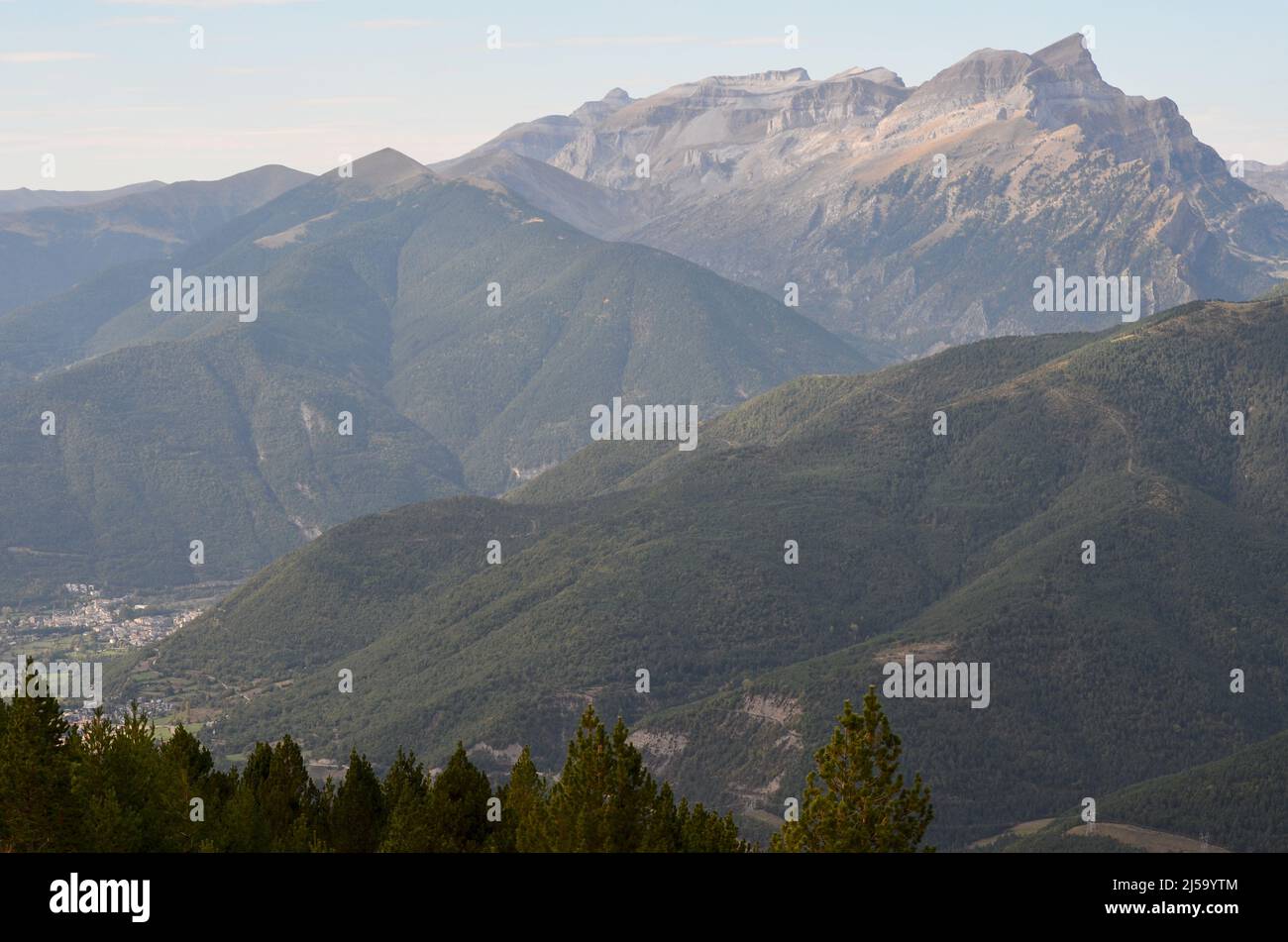 Mountainscapes in the Aragonese Pyrenees Stock Photo - Alamy