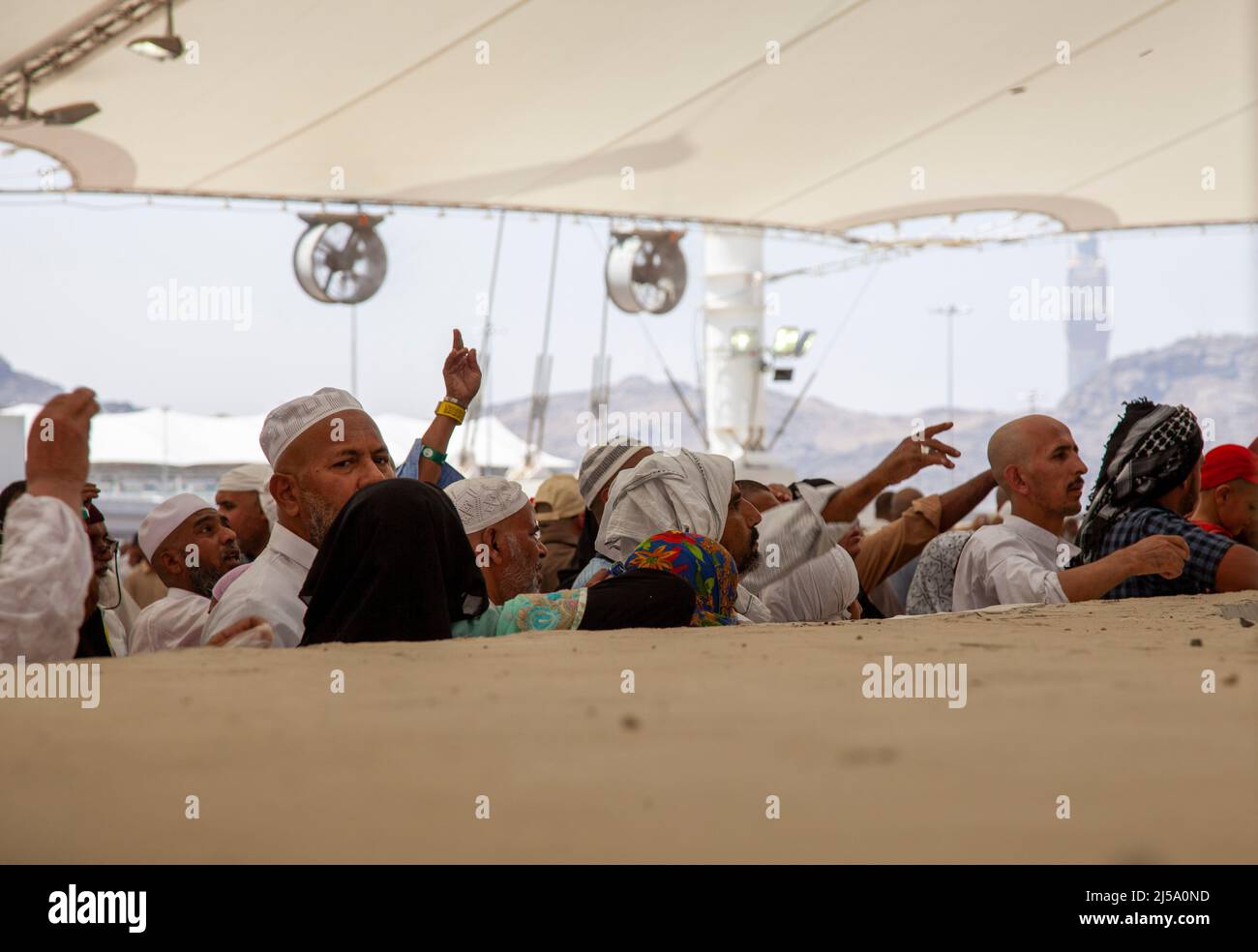 Pilgrims performing stoning ritual during hajj season in Makkah, Saudi ...