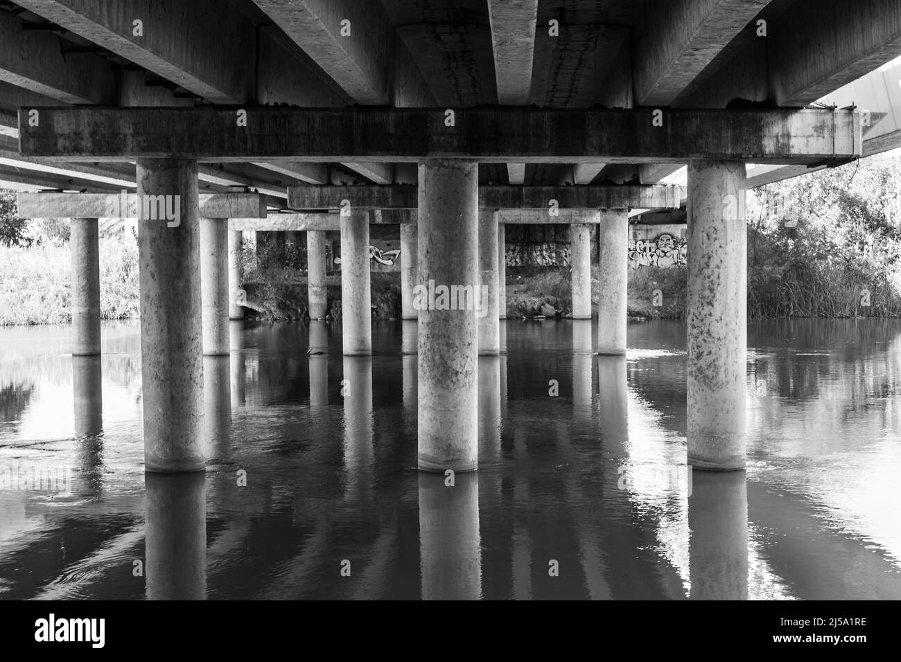 Under de bridge Stock Photo - Alamy