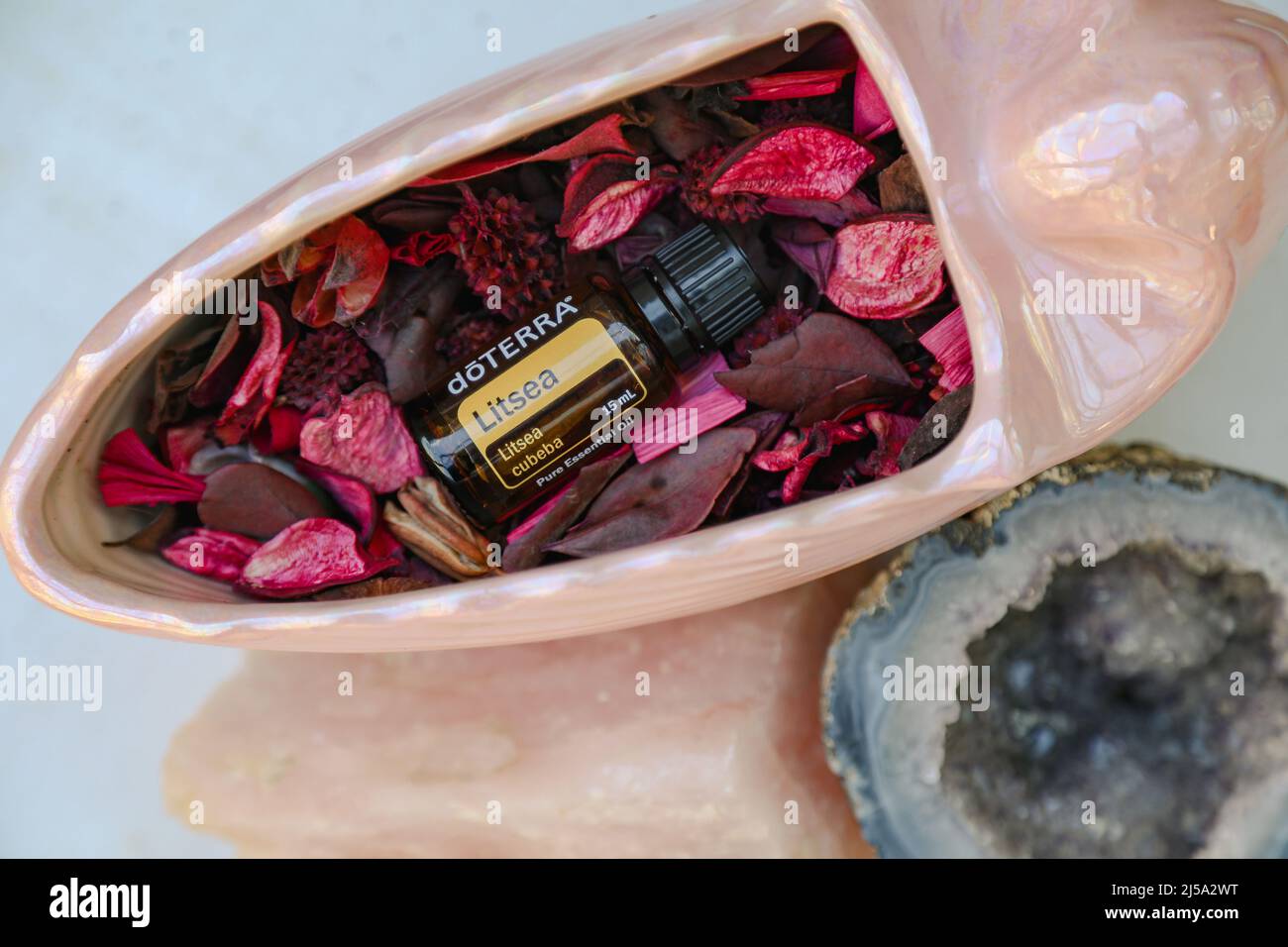 Doterra hi-res stock photography and images - Alamy