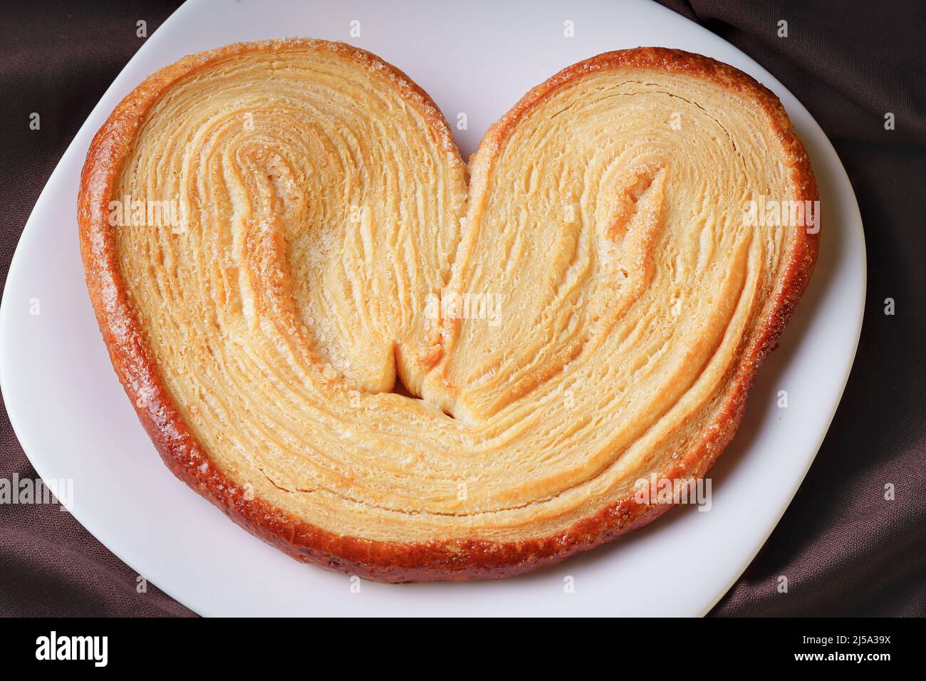 Cone shaped pastry hi-res stock photography and images - Alamy