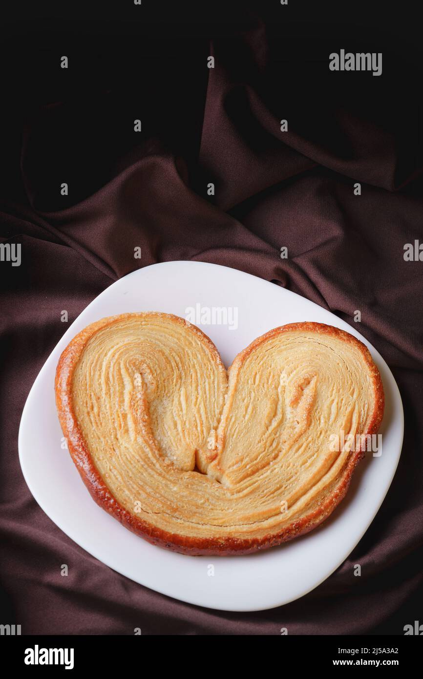 Cone shaped pastry hi-res stock photography and images - Alamy