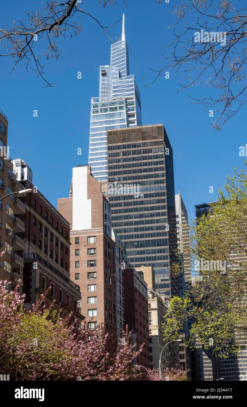 One Vanderbilt Tower is a supertalll skyscraper in Midtown Manhattan ...