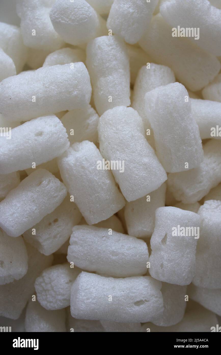 Packing peanuts biodegradable hi-res stock photography and images - Alamy
