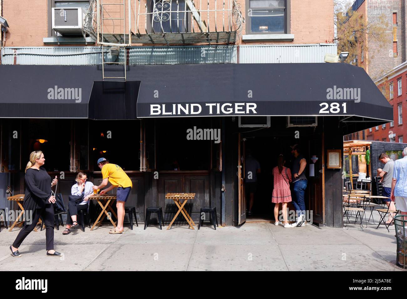 Blind Tiger, 281 Bleecker St, New York, NYC storefront photo of a microbeer bar in the Greenwich ...