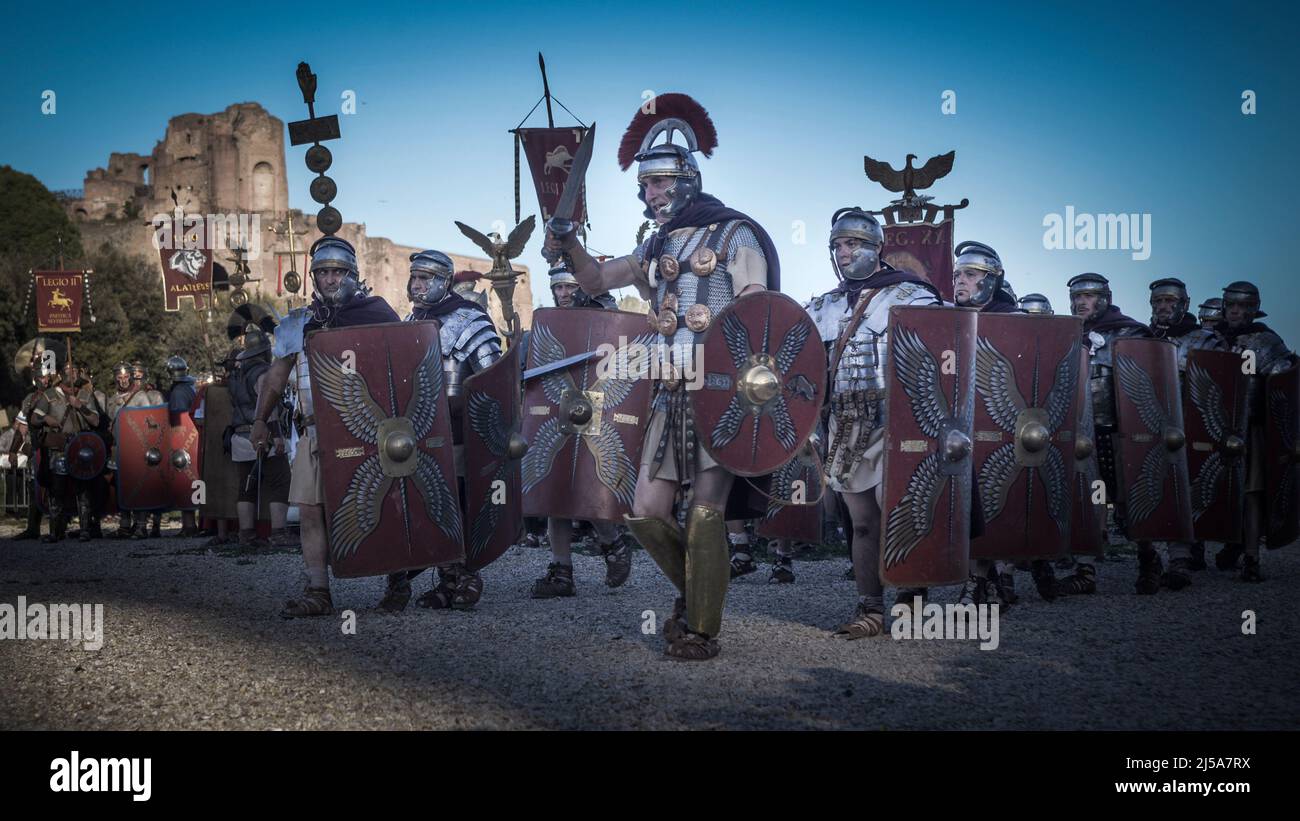 Rome's birthday celebrate by hystorical procession the anniversary of ...