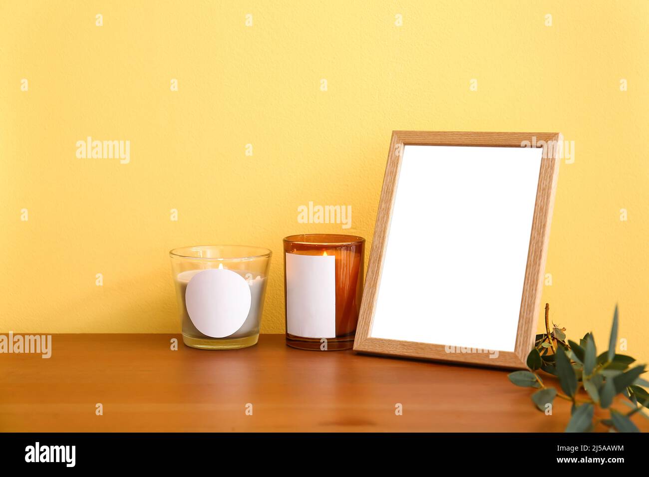 Candles photo frame hi-res stock photography and images - Alamy
