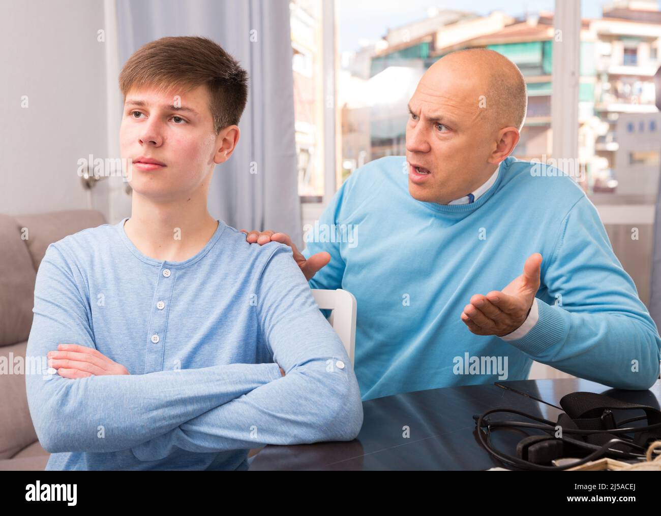 Man scolding son at home Stock Photo - Alamy