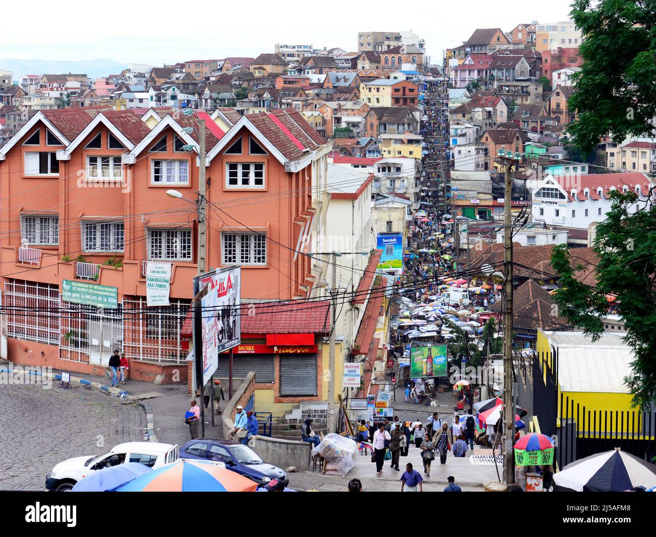 The vibrant city center in Antananarivo, Madagascar Stock Photo - Alamy