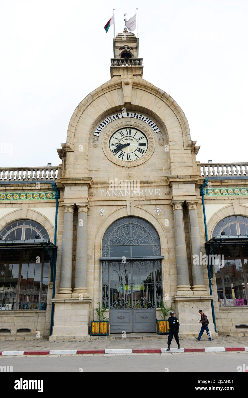 The central railway station in Antananarivo, Madagascar Stock Photo - Alamy