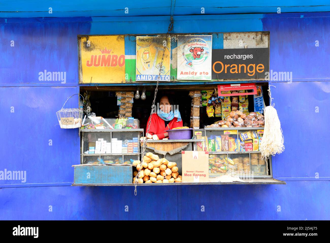 Blue kiosk hi-res stock photography and images - Alamy