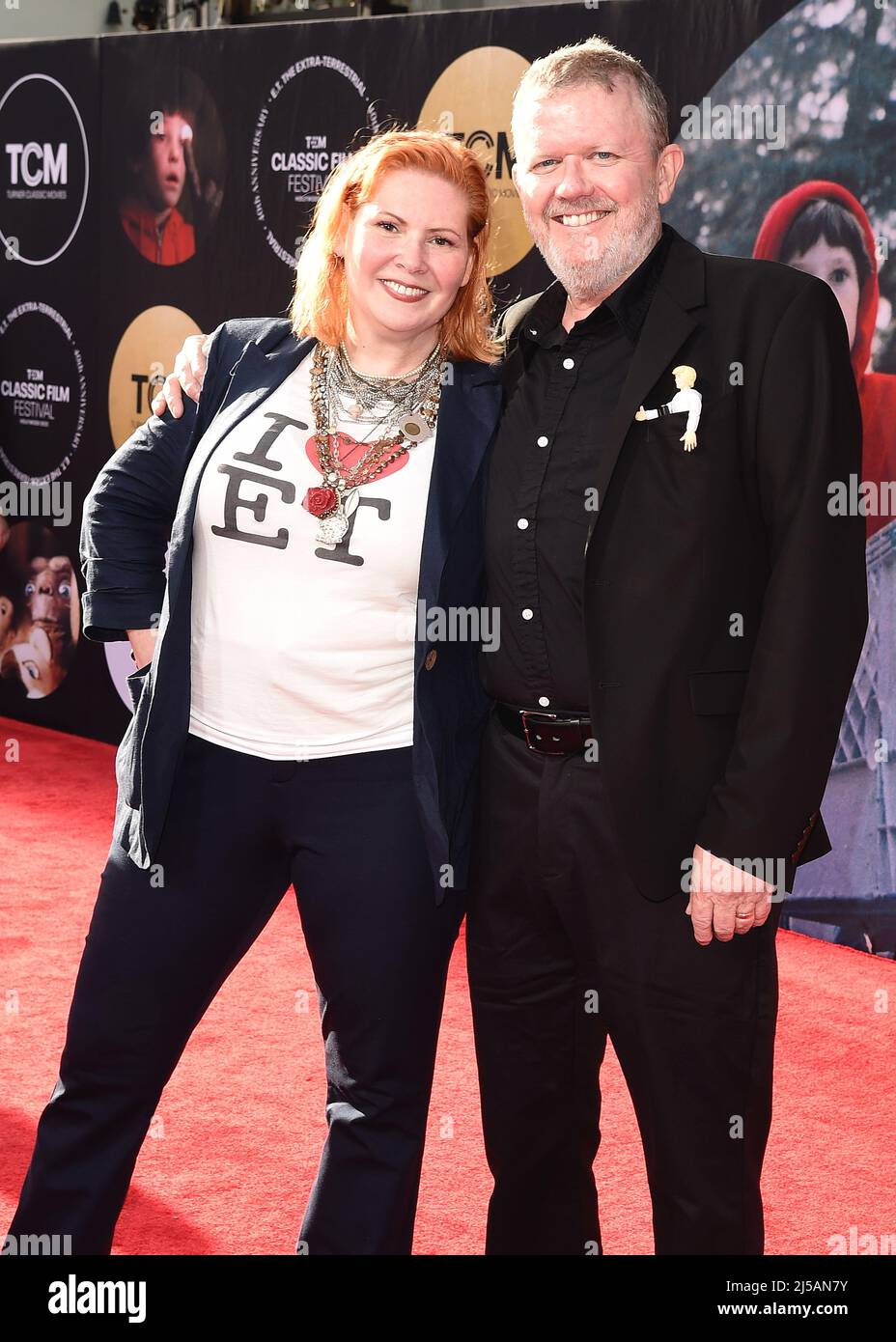 Los Angeles, USA. 21st Apr, 2022. Robert MacNaughton and wife Biana ...