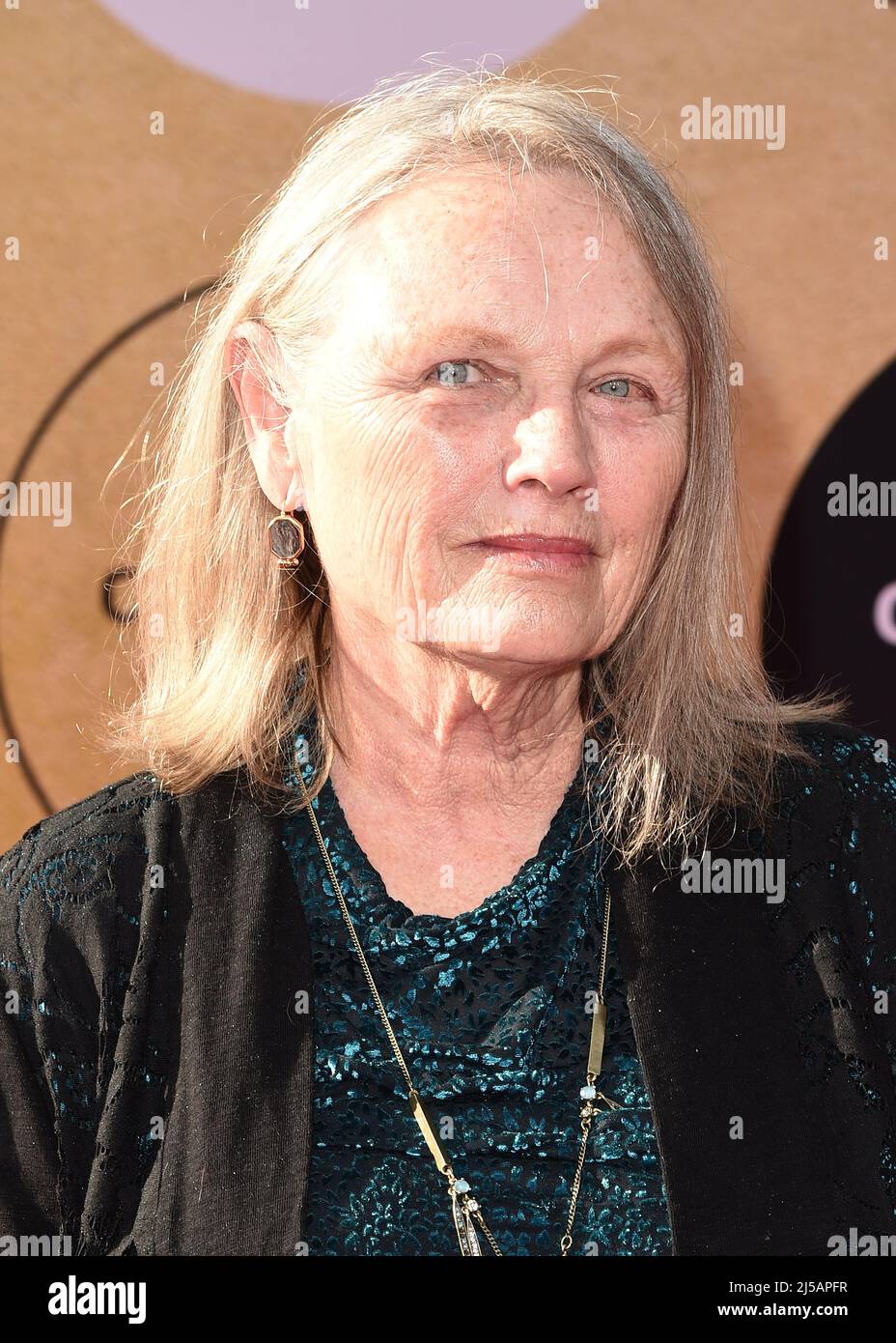Los Angeles, USA. 21st Apr, 2022. Tess Harper walking on the red carpet ...