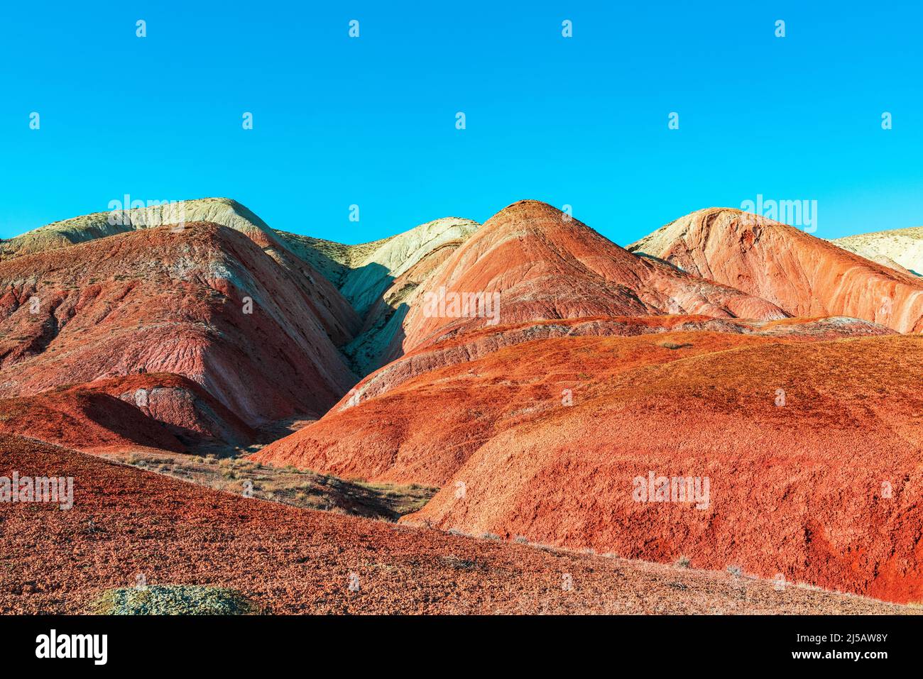Red sand formation hi-res stock photography and images - Alamy
