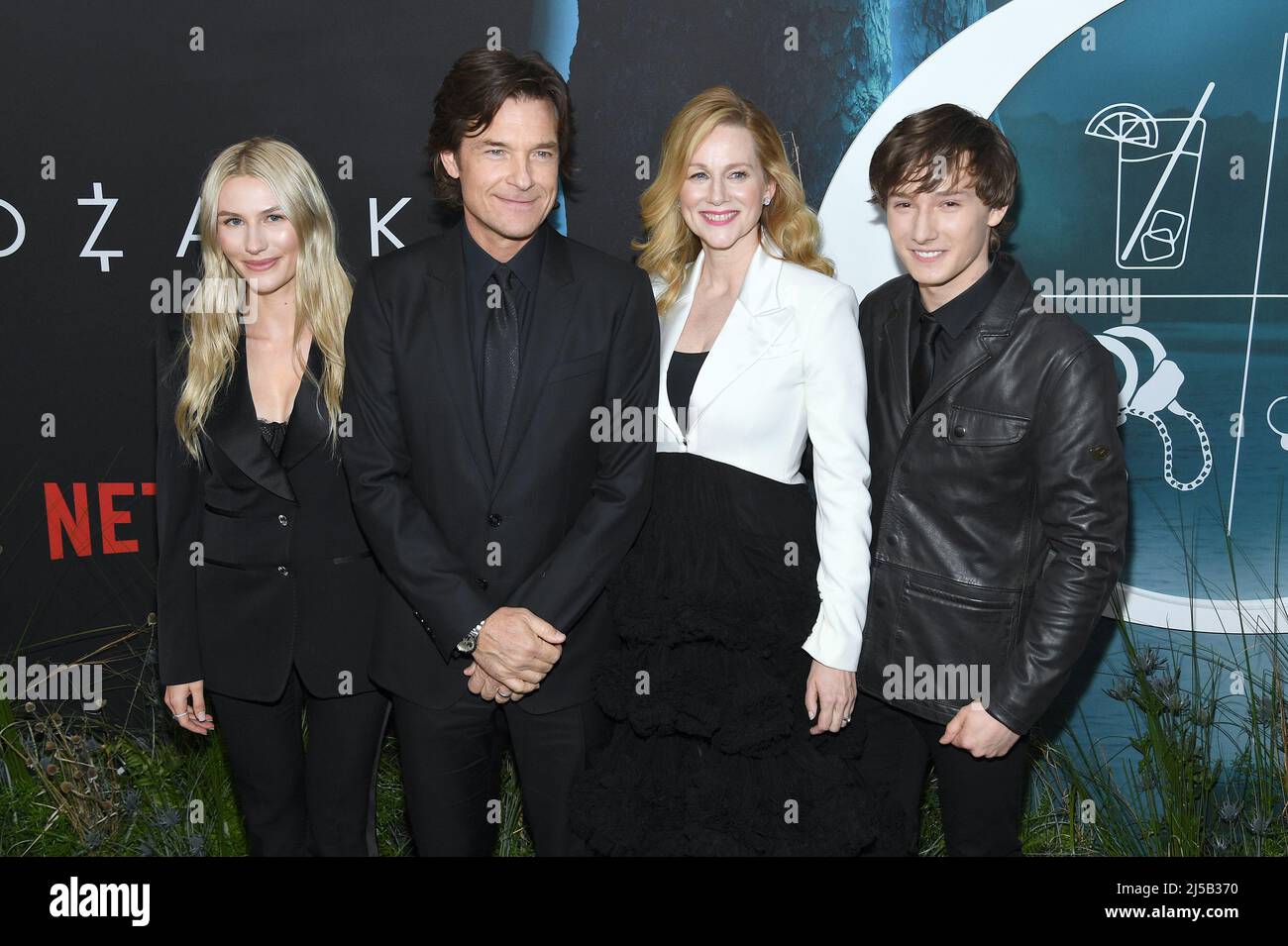 (L-R) Sofia Hublitz, Jason Bateman, Laura Linney, and Skylar Gaertner ...