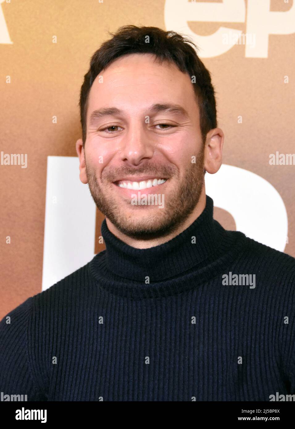 Kid youtuber hi-res stock photography and images - Alamy