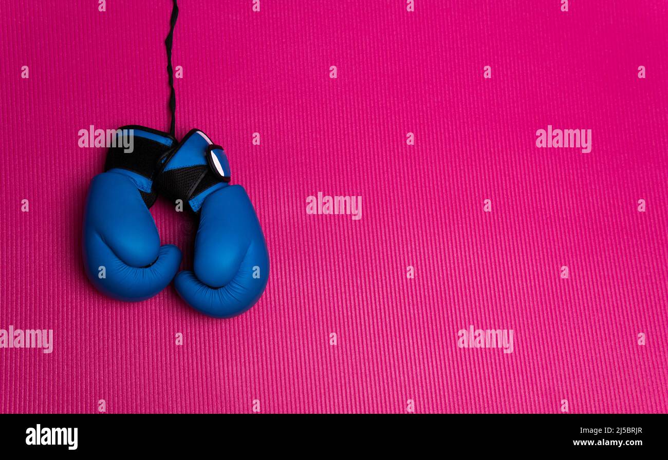 Boxing ring mat hi-res stock photography and images - Alamy