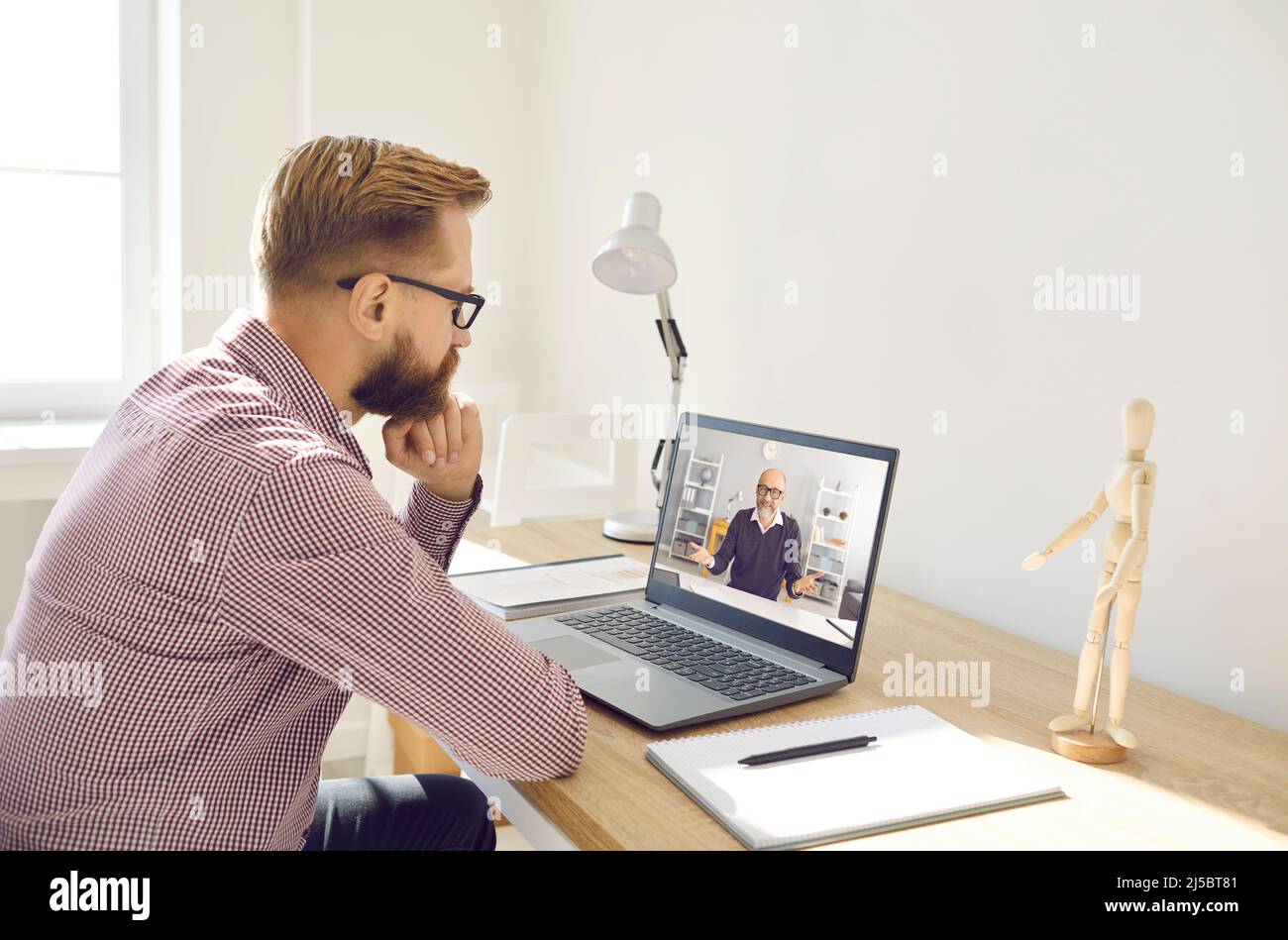 Remote lecture hi-res stock photography and images - Alamy