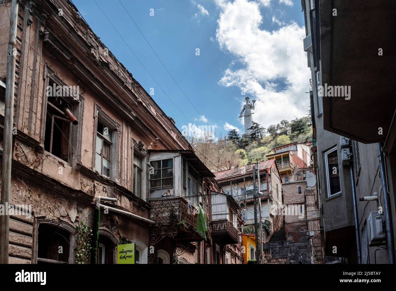 Georgia/Tbilisi: Cityscape with Old City and Mother of Georgia statue ...