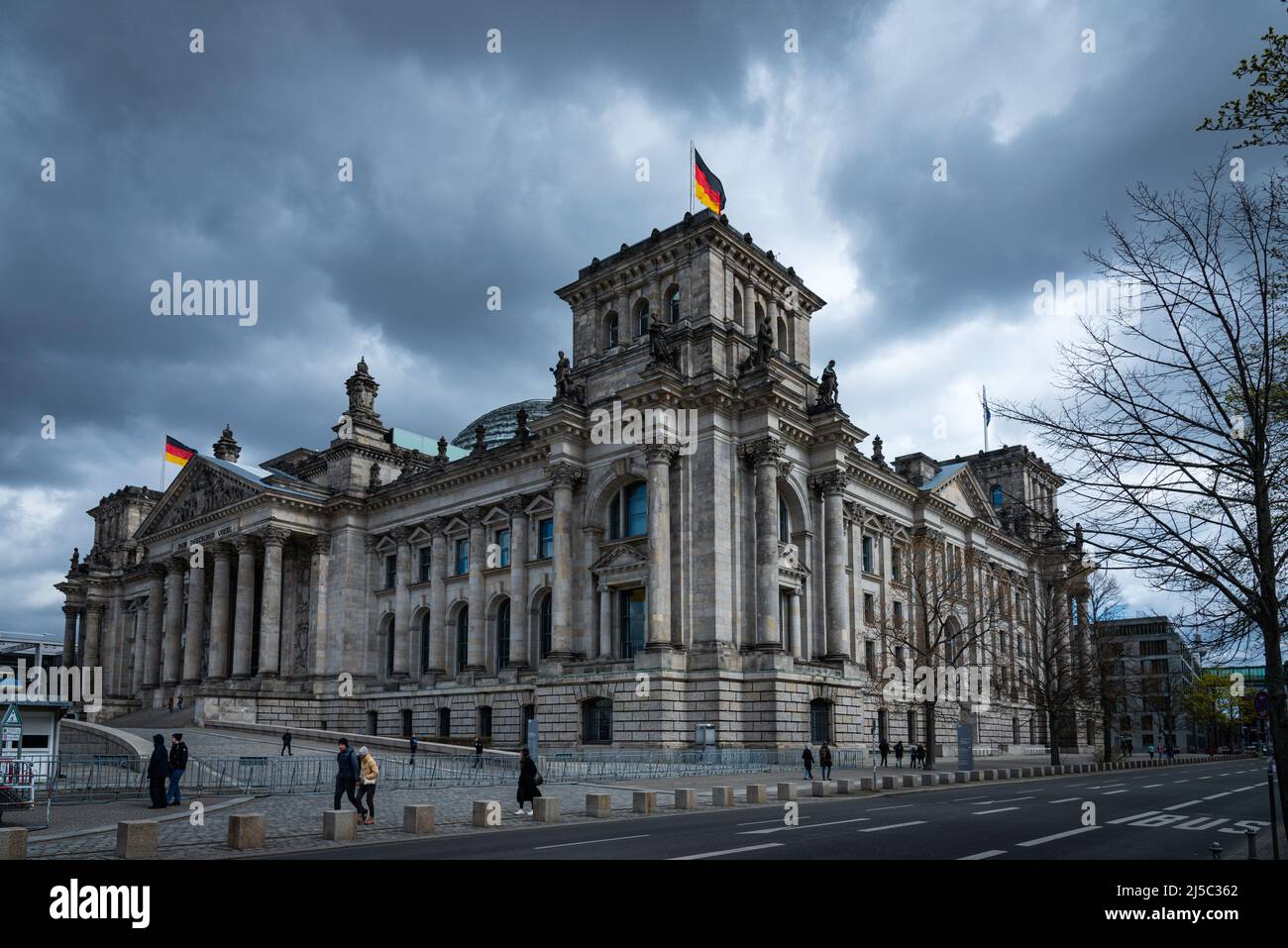 Deutschland flag hi-res stock photography and images - Alamy